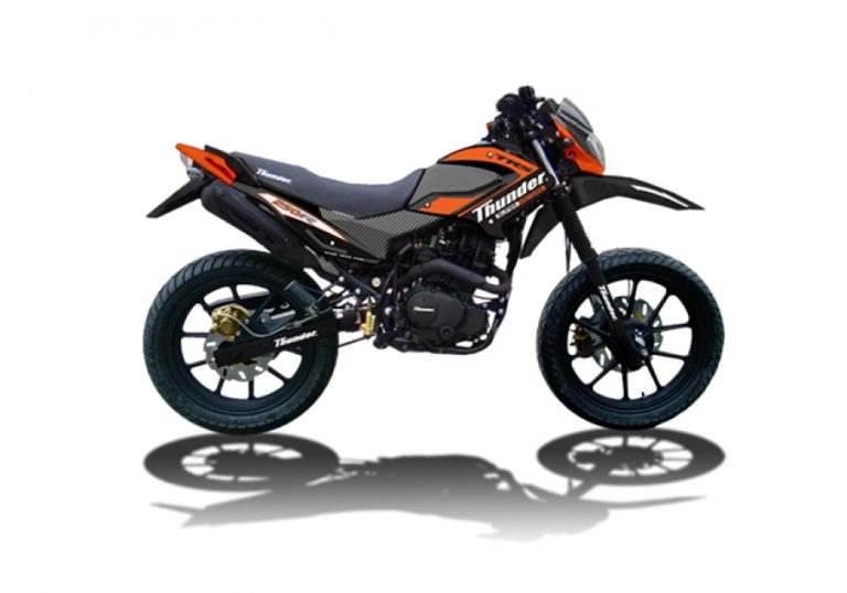 Thunder incorpora un modelo Supermotard - Acelerando