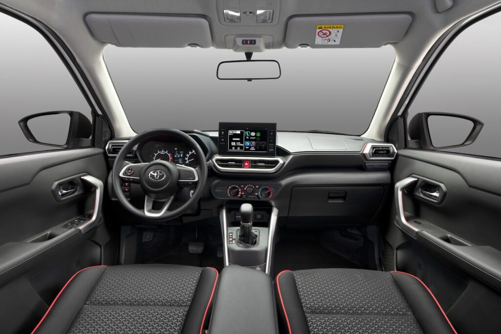 Llega el Ecuador el Toyota Raize, el SUV de entrada de la marca ...