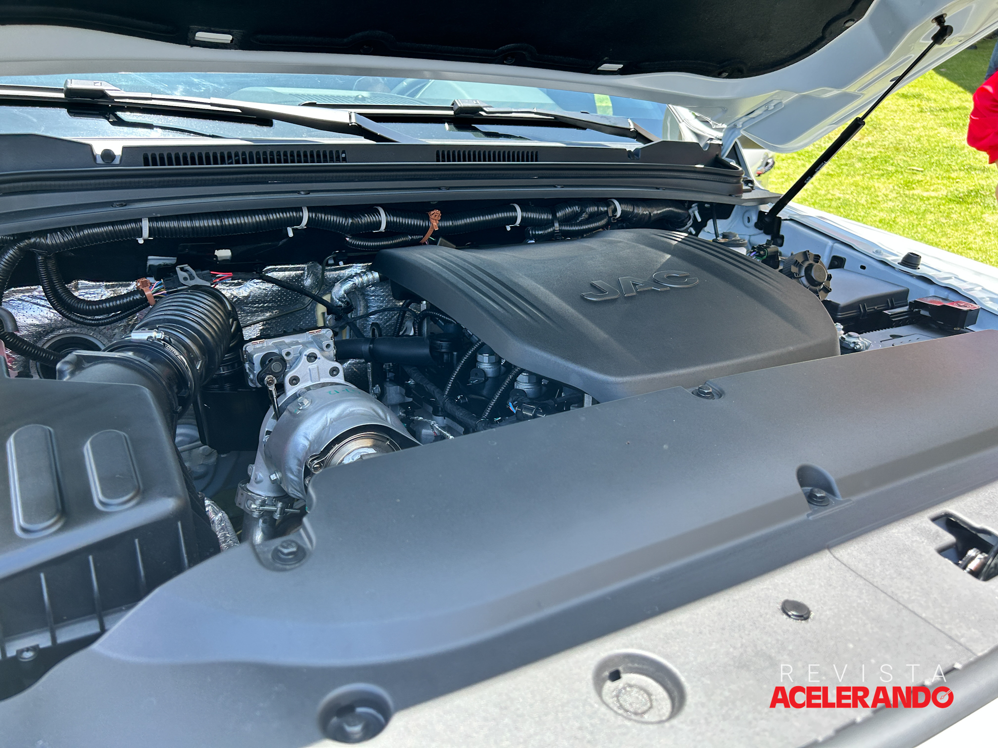 Nueva JAC T9 en Ecuador: características, versiones y precios - Revista ...