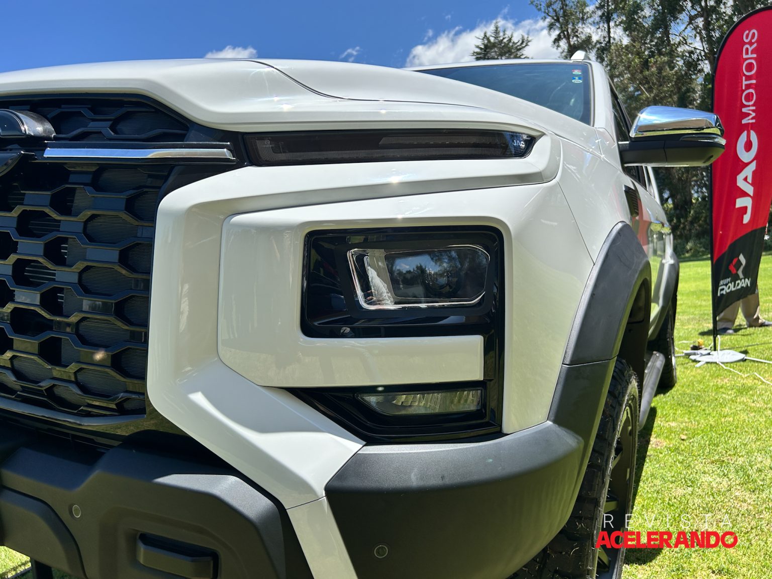 Nueva JAC T9 en Ecuador: características, versiones y precios - Revista ...