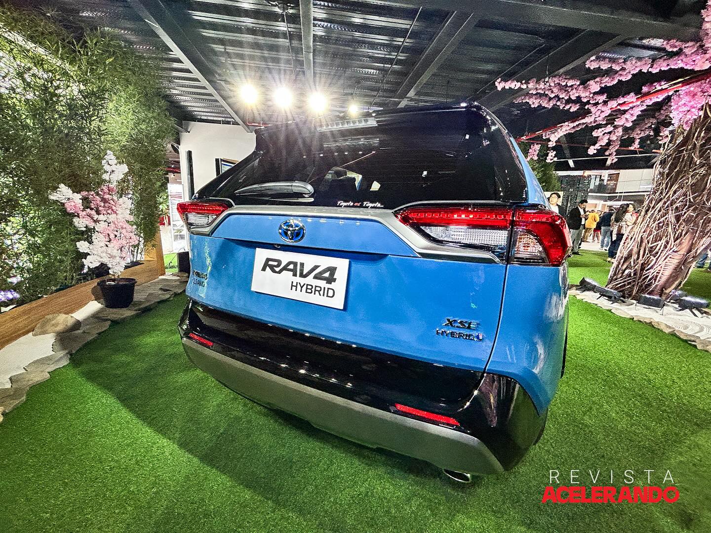 Toyota RAV4 híbrido en Ecuador: características, versiones y precio ...