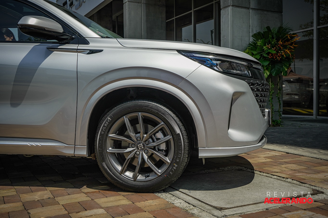 Nuevo DFSK E5 en Ecuador: el PHEV con más de 1.000 km de autonomía - Revista Acelerando - La ...