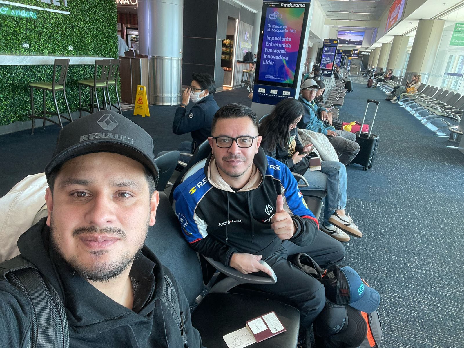 Esteban López y Juan Carlos Molina llevarán el tricolor ecuatoriano al Copec Rally Mobil 2025 ...