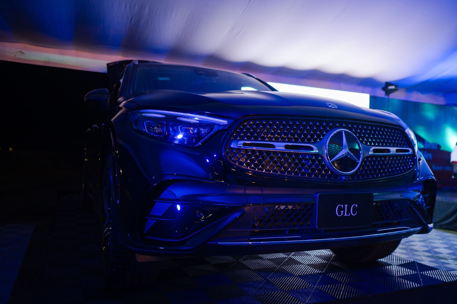 Mercedes-Benz presenta su nueva gama híbrida enchufable en Ecuador ...